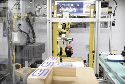 Schneider Packing Equipment | Services - Training